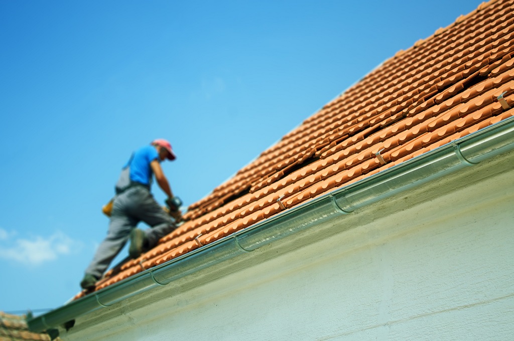 Les coûts et les aides pour une rénovation de toiture – Nidouillet